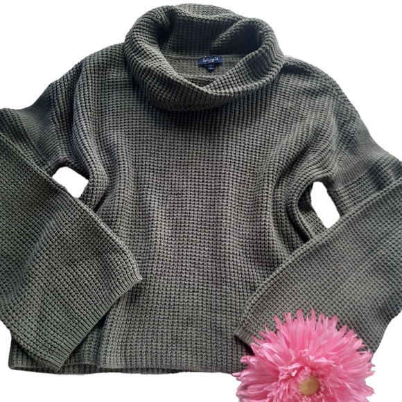 Splendid | Sweaters | Splendid Semi Cropped Mock Neck Sweater | Poshmark